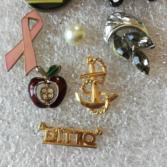 Jewelry | Random Girly Pin Tacks | Poshmark